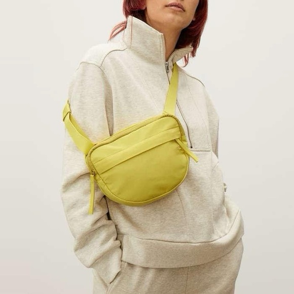 Everlane | Bags | New Everlane Crossbody Waist Bag | Poshmark